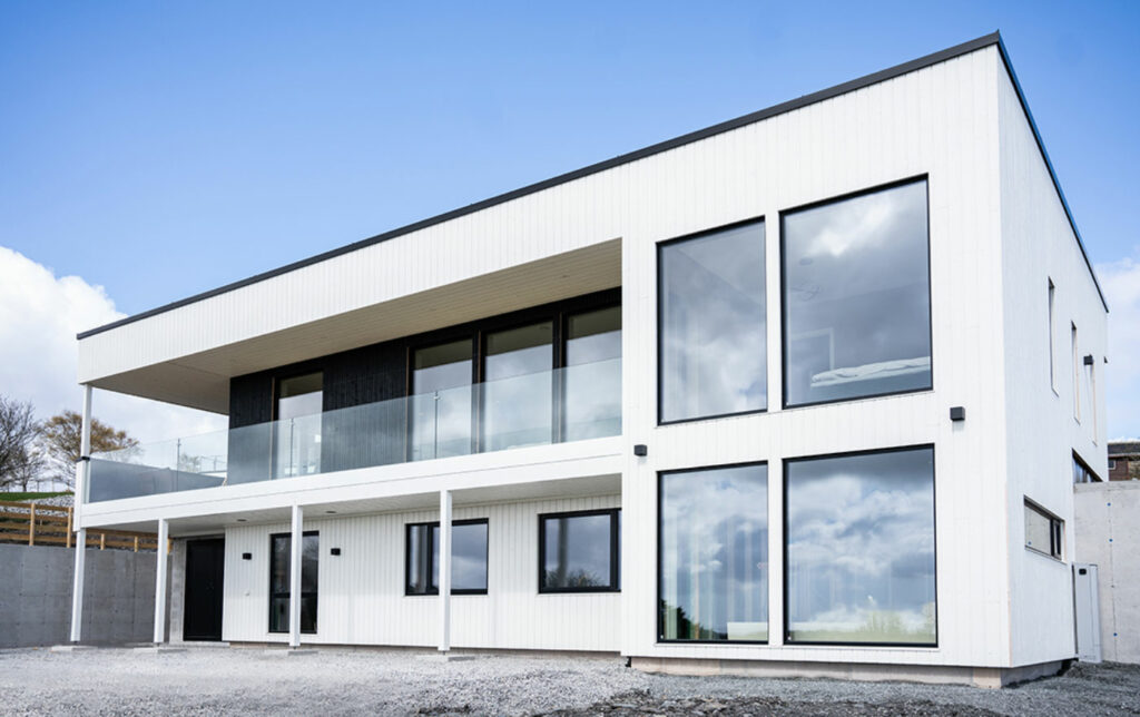 Første Konsmohus på Bokn: - Bygget drømmehuset på én dag